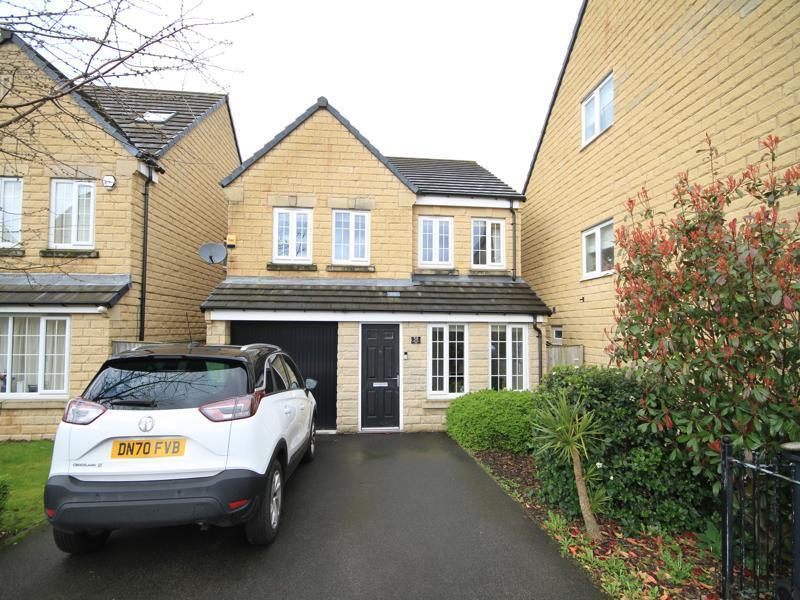 Plantation Drive, Heaton, Bradford 4 bed detached house - £299,950
