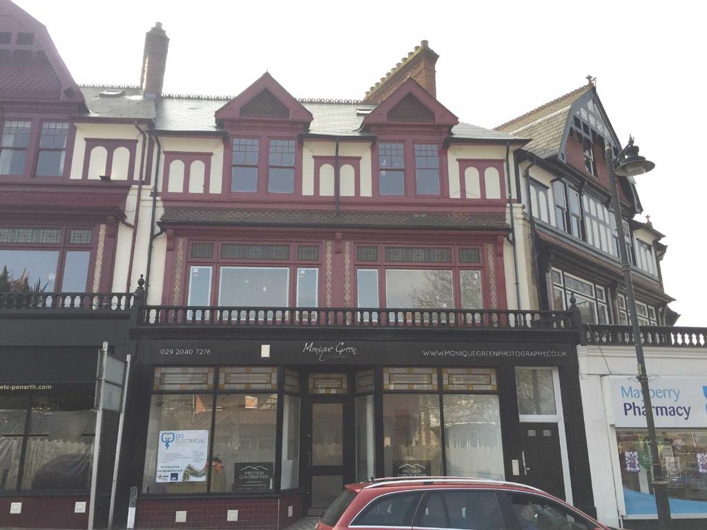 Royal Buildings, Penarth 2 bed apartment - £1,100 pcm (£254 pw)