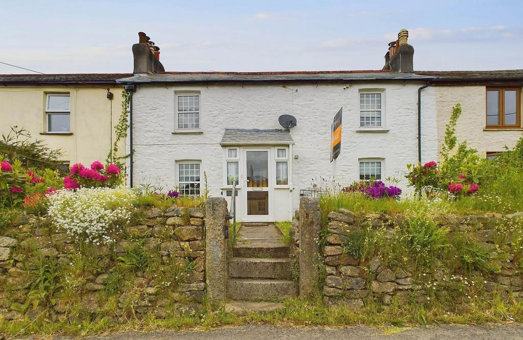 Darite 2 bed terraced house - £320,000