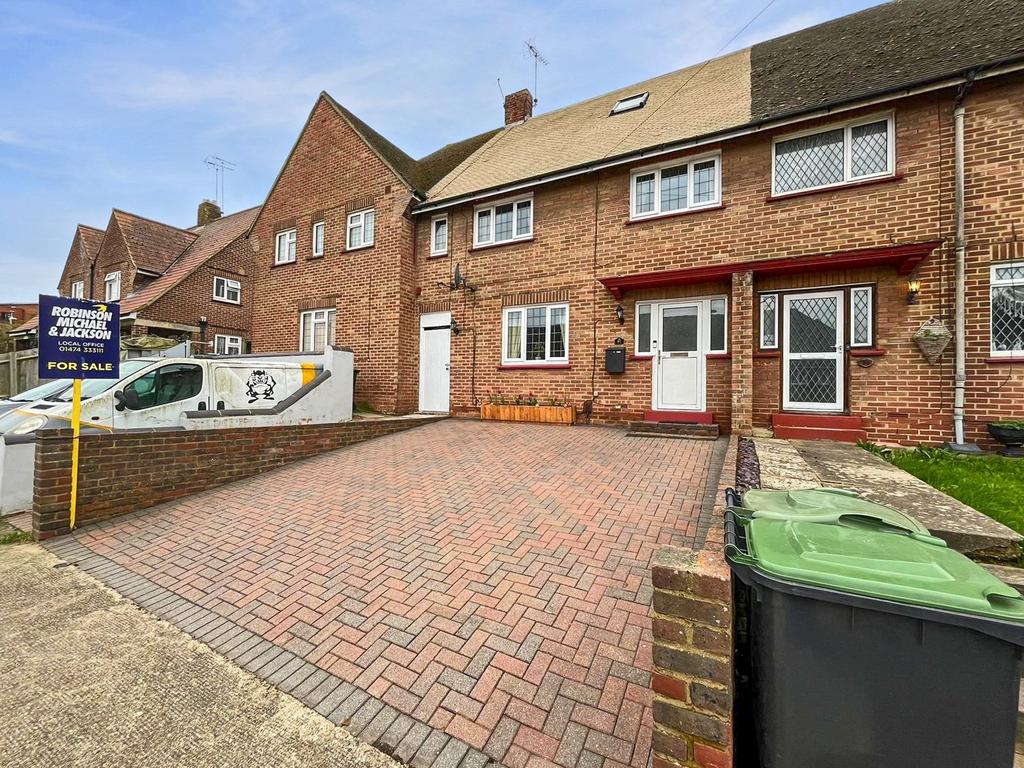 Taunton Vale, Gravesend, Kent, DA12 4 bed terraced house - £375,000