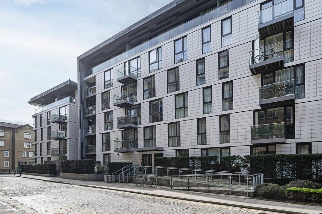 Gowers Walk, Aldgate, London, E1 1 bed flat for sale - £470,000