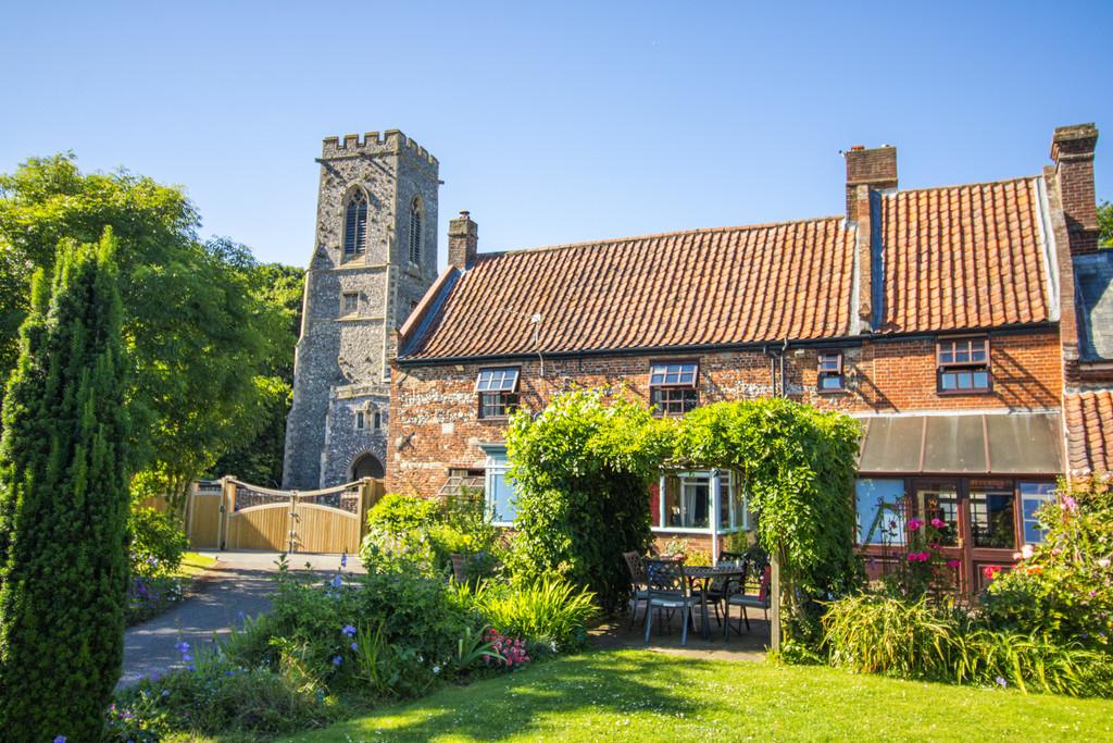 Horsham St. Faith 4 bed semi-detached house - £750,000