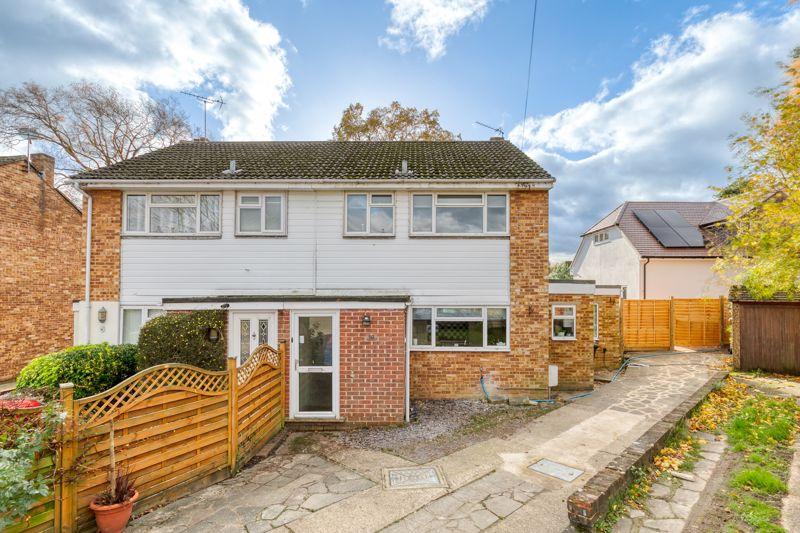 Ongar Place, Row Town KT15 3 bed semi-detached house - £525,000