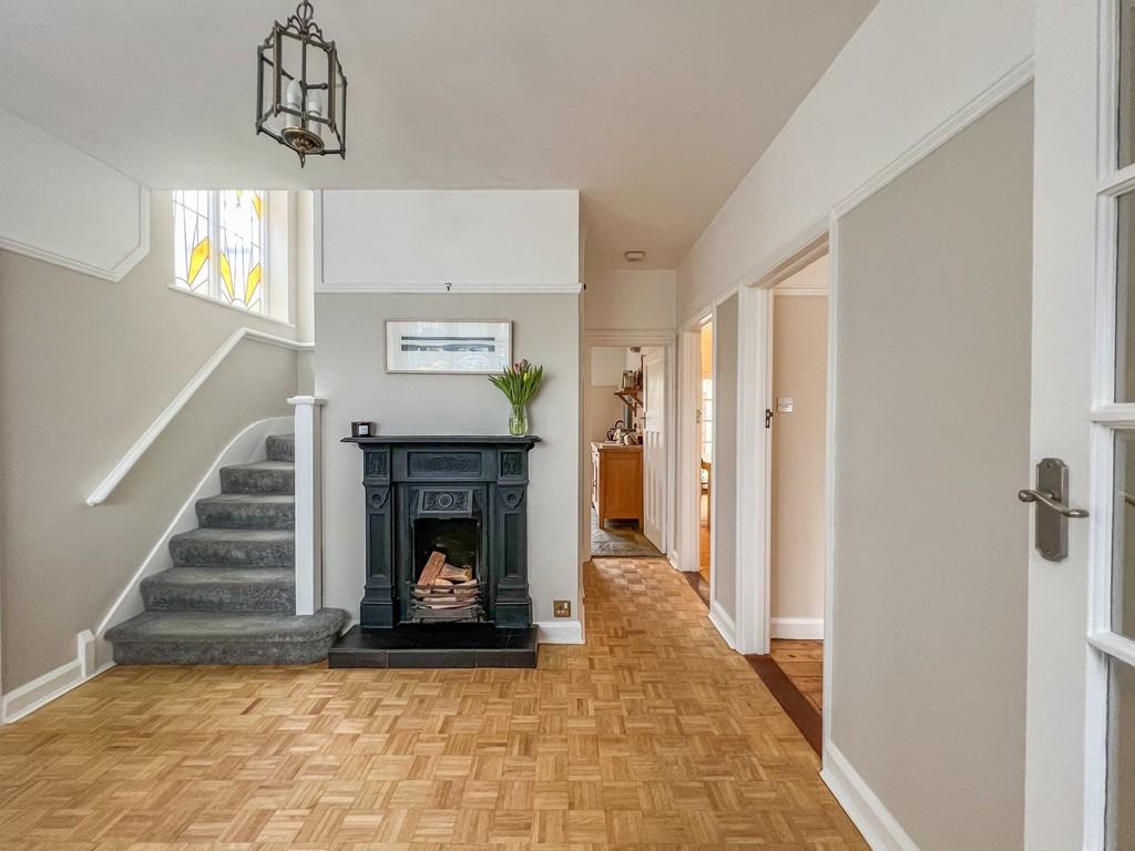St Andrews Road Rochford 4 Bed Detached House For Sale £675 000