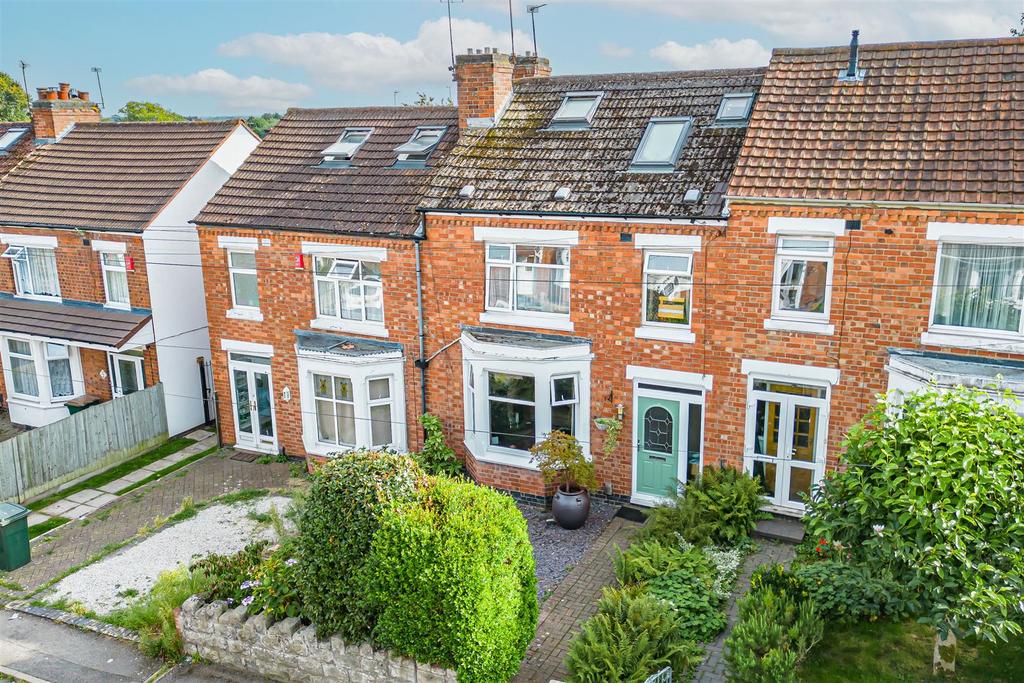 Saxon Road, Stoke, Coventry, CV2 4LB 4 bed terraced house - £245,000