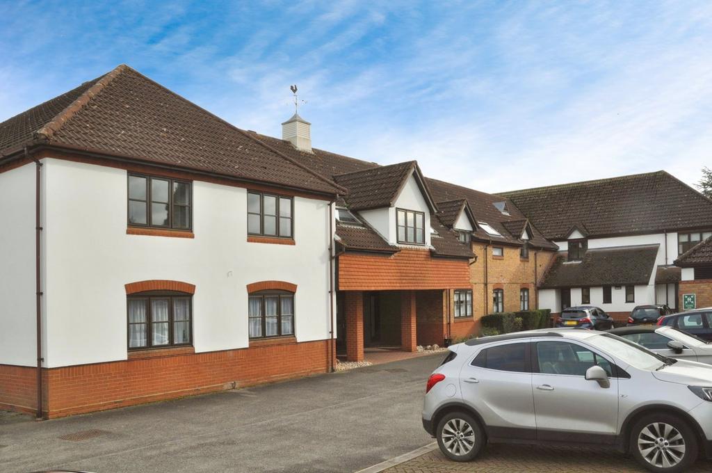 Baddow Road, Chelmsford, CM2 1 bed retirement property for sale - £170,000