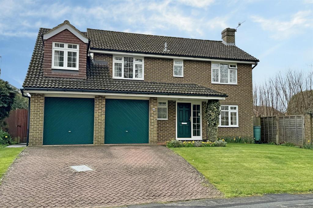 Godalming 5 bed house - £975,000