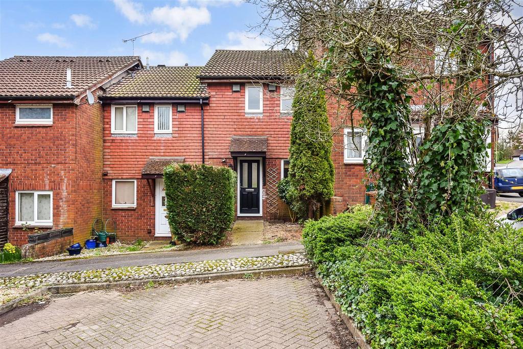 Feltham Close, Halterworth, Romsey, Hampshire 2 bed terraced house for ...