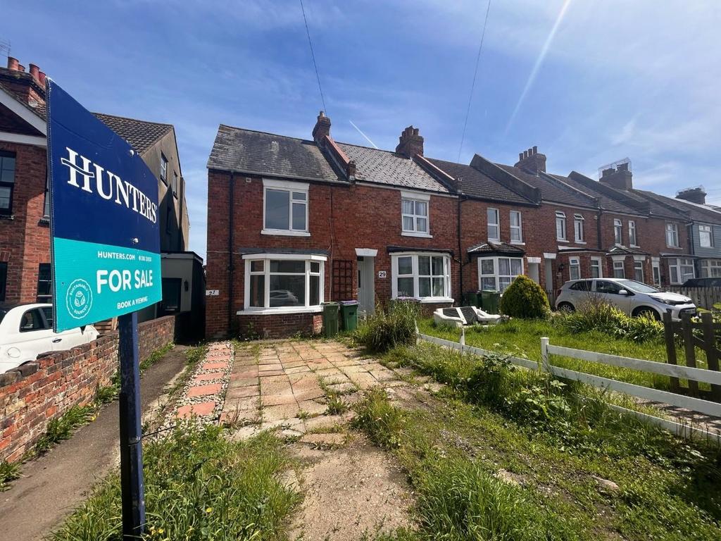 Somerset Road, Folkestone 3 bed end of terrace house - £275,000