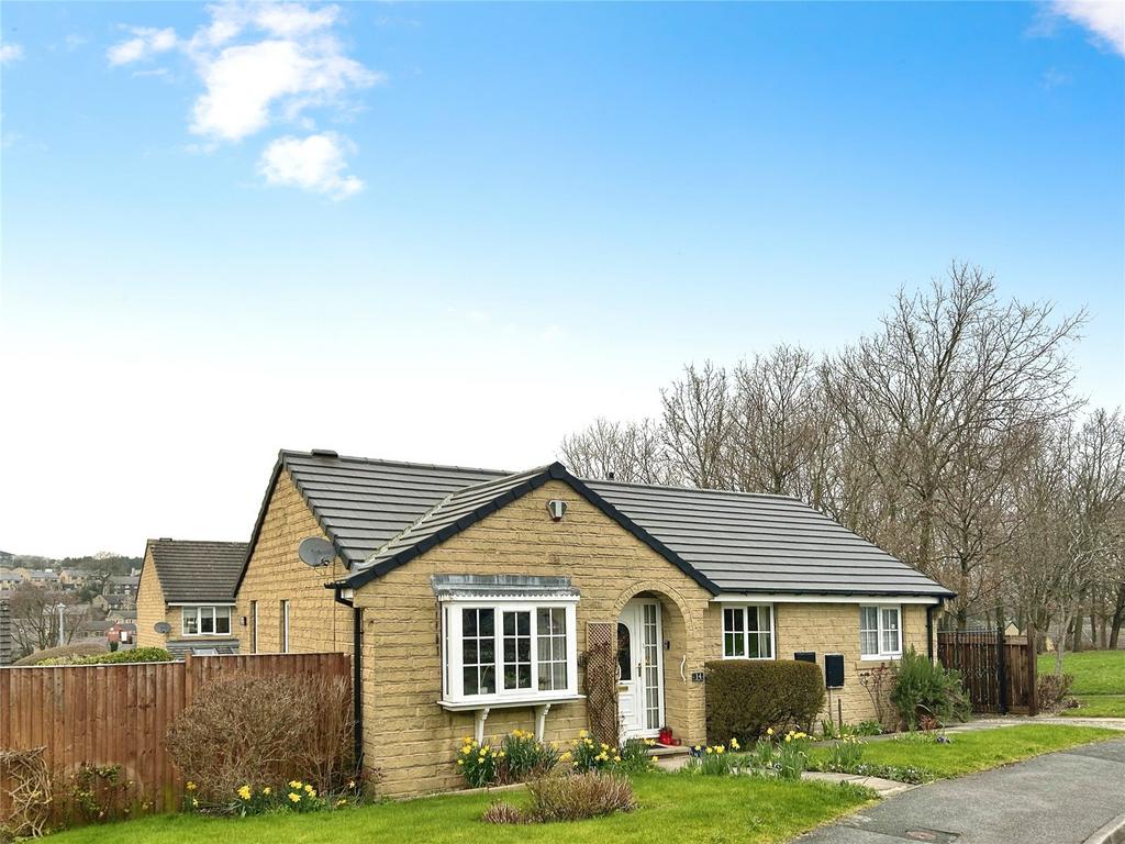 Inkerman Way, Denby Dale... 2 bed bungalow - £950 pcm (£219 pw)