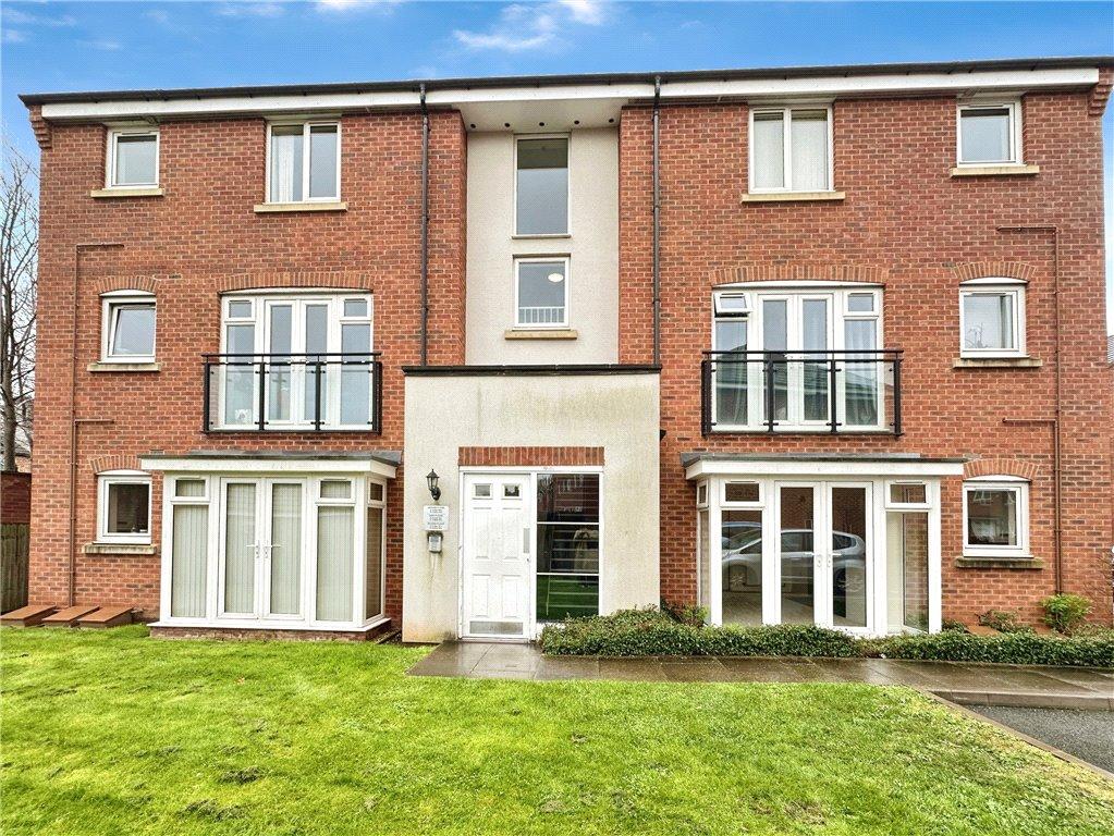 Anglian Way, Coventry, West Midlands 2 bed apartment - £150,000