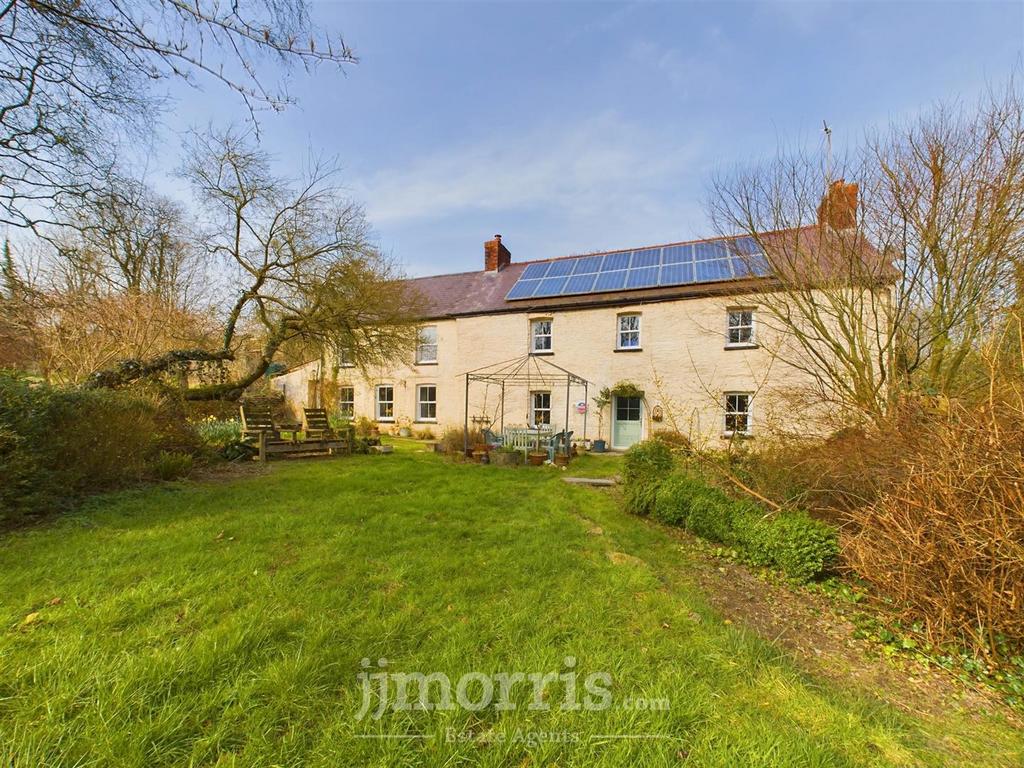 Blaenffos, Boncath 5 bed property with land for sale - £595,000