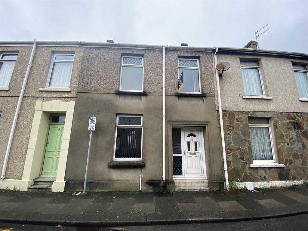 Andrew Street, Llanelli 4 bed terraced house - £125,000