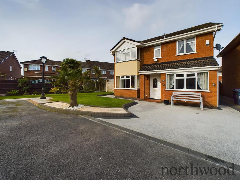 Woodvale Road, Croxteth Park... 4 bed detached house - £350,000