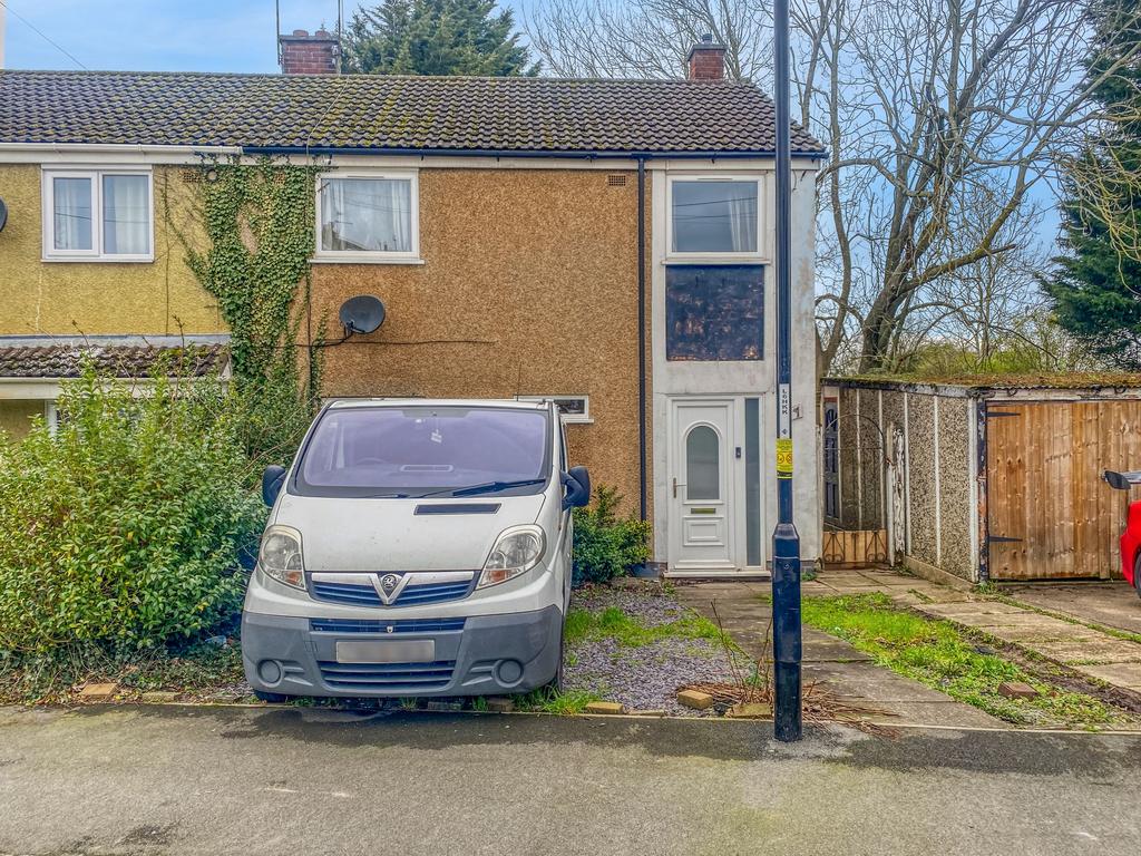 Wroxall Drive, Willenhall, CV3 3 bed semi-detached house - £170,000