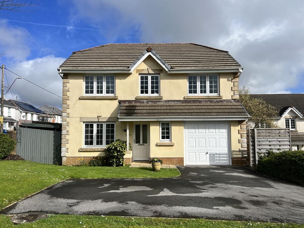 Maes Yr Ysgol, Saron, Ammanford... 4 bed detached house for sale - £340,000