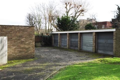 Garages To Rent In London | OnTheMarket