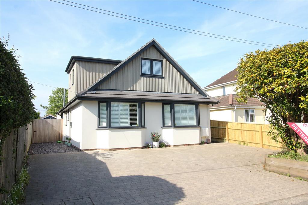 Gore Road, New Milton, Hampshire, BH25 4 bed bungalow - £650,000
