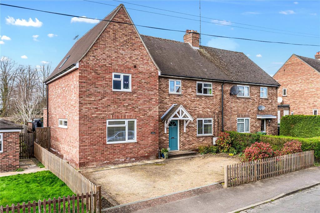 Rivey Way, Linton, Cambridgeshire, CB21 4 bed semi-detached house - £ ...