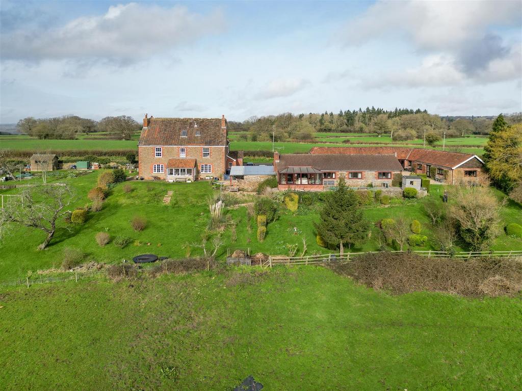 Westbrook, Bromham 16 bed detached house for sale - £990,000