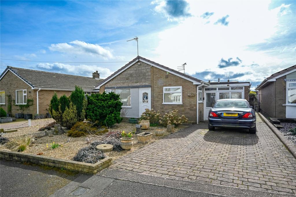Lilac Close, Great Bridgeford... 2 bed bungalow - £250,000