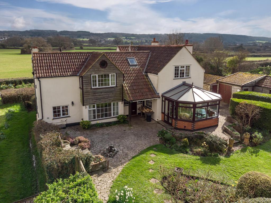 Backwell Common, Backwell, Bristol... 5 bed detached house - £1,150,000