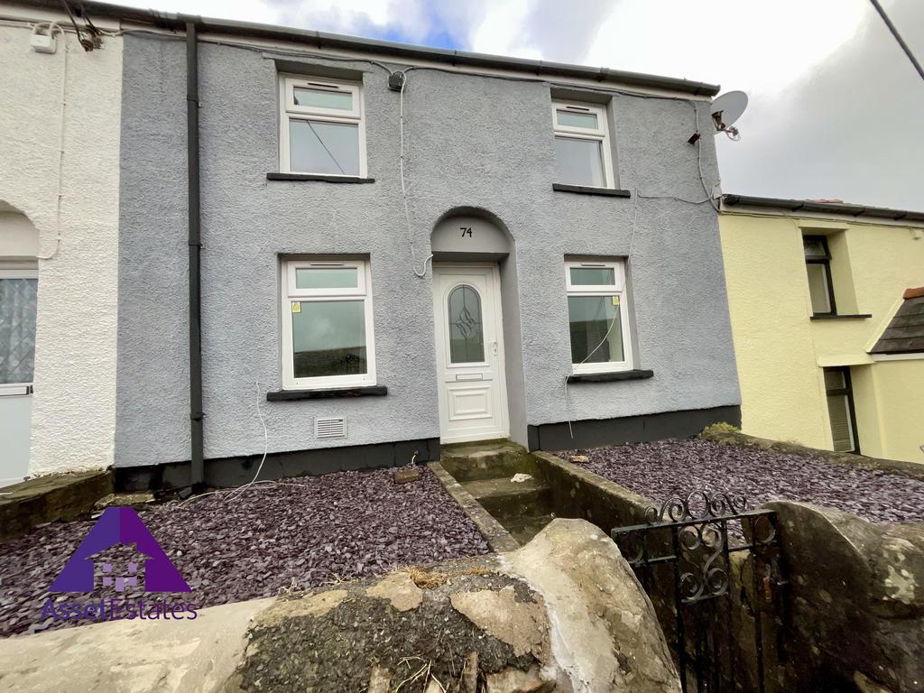 Garn Road, Nantyglo, Ebbw Vale 2 bed terraced house - £550 pcm (£127 pw)