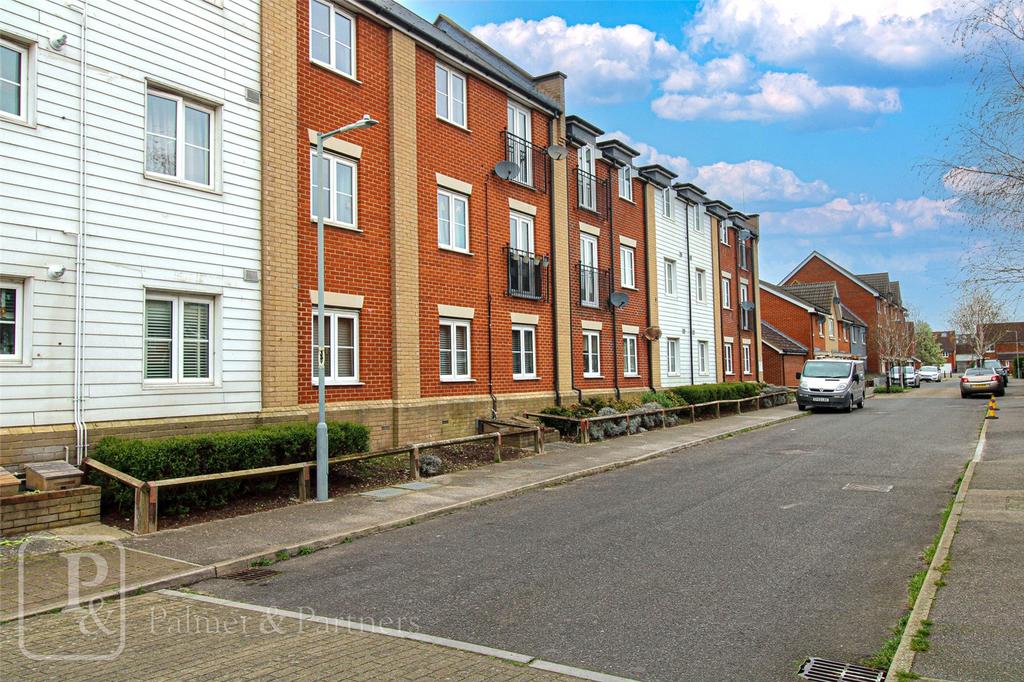 Bull Road, Ipswich, IP3 2 bed apartment - £975 pcm (£225 pw)