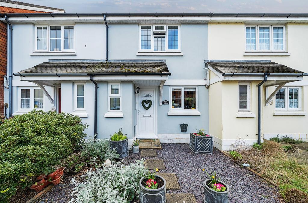 Pagham Close Emsworth Po10 2 Bed Terraced House For Sale £385 000