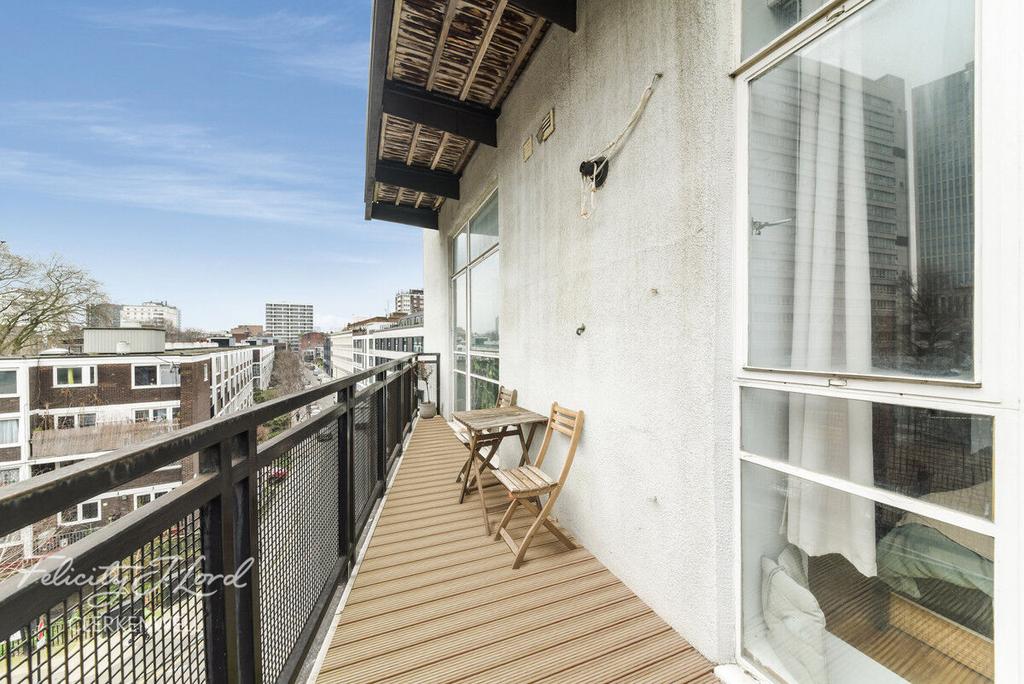 Bunhill Row, London, EC1 1 bed flat - £550,000