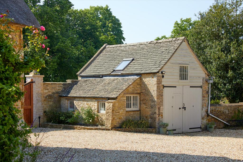 The Green, Kingham, Oxfordshire, OX7 6 bed detached house - £3,750,000