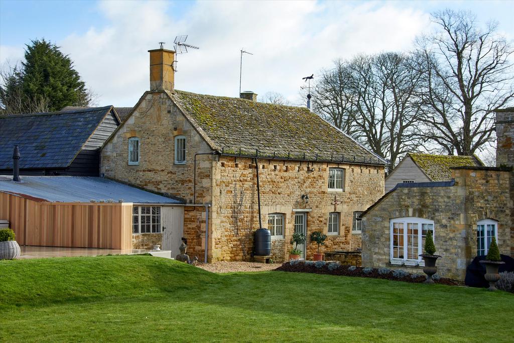 The Green, Kingham, Oxfordshire, OX7 6 bed detached house - £3,750,000