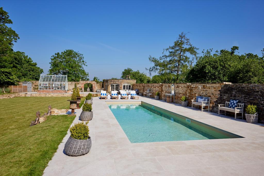 The Green, Kingham, Oxfordshire, OX7 6 bed detached house - £3,750,000