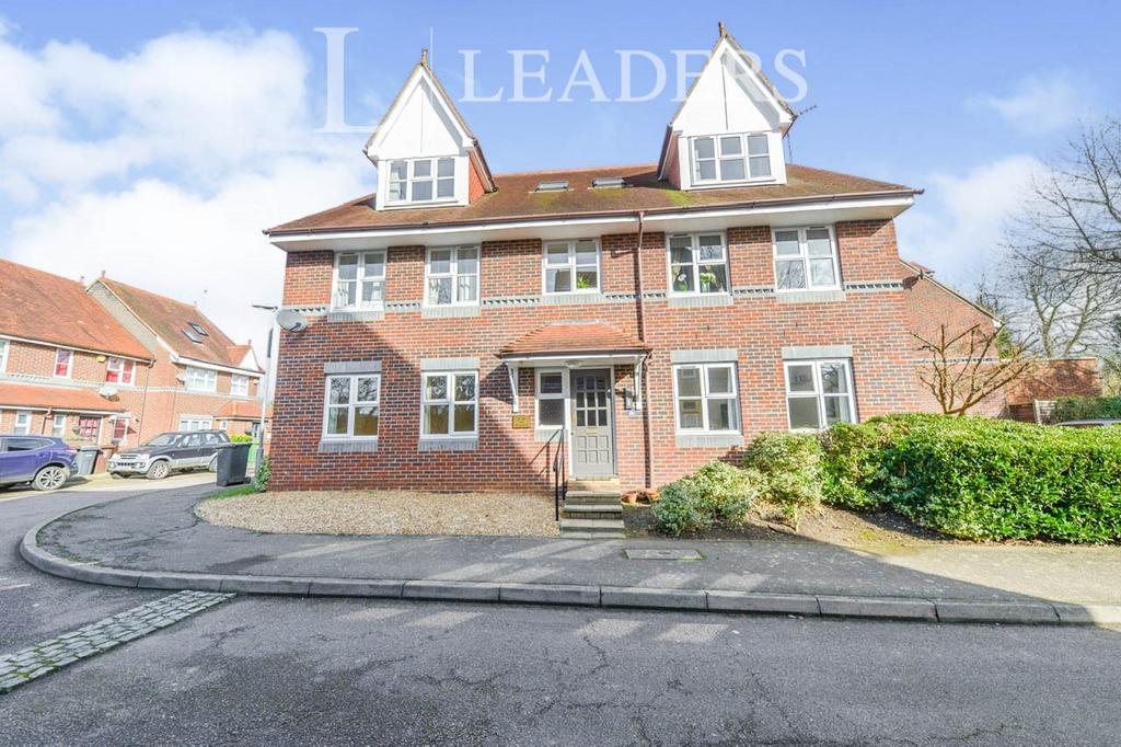 The Brambles 2 bed apartment to rent - £1,750 pcm (£404 pw)