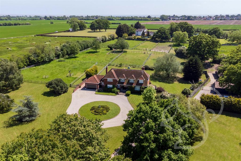 East Mersea Road, West Mersea CO5 4 bed detached house - £1,195,000