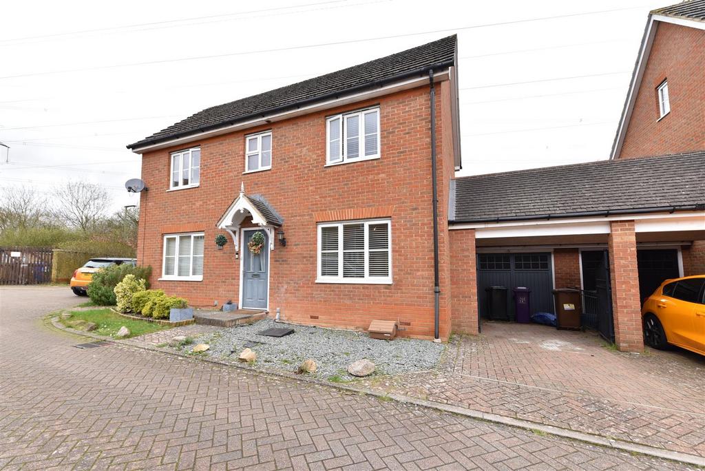 Grampian Place, Stevenage 3 bed detached house - £390,000