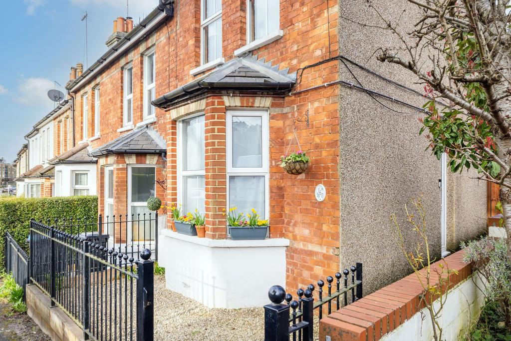 Godstone Road, Caterham, CR3 2 bed end of terrace house for sale - £375,000