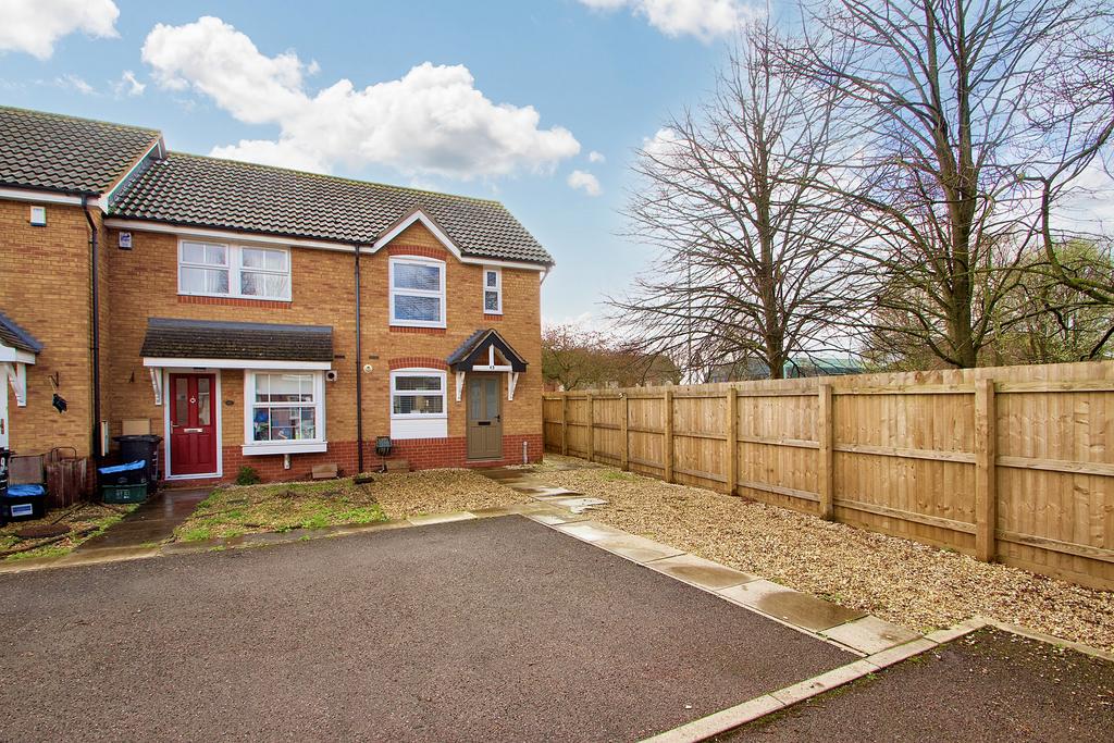 Stag Way, Glastonbury 2 bed end of terrace house - £255,000