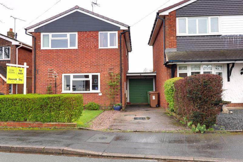 Highfield Road, Stafford ST18 3 bed detached house - £260,000