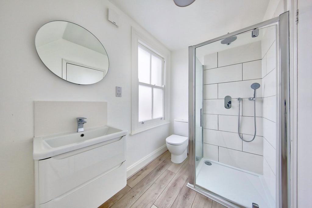 Ritherdon Road, London, SW17 2 bed flat to rent - £1,798 pcm (£415 pw)