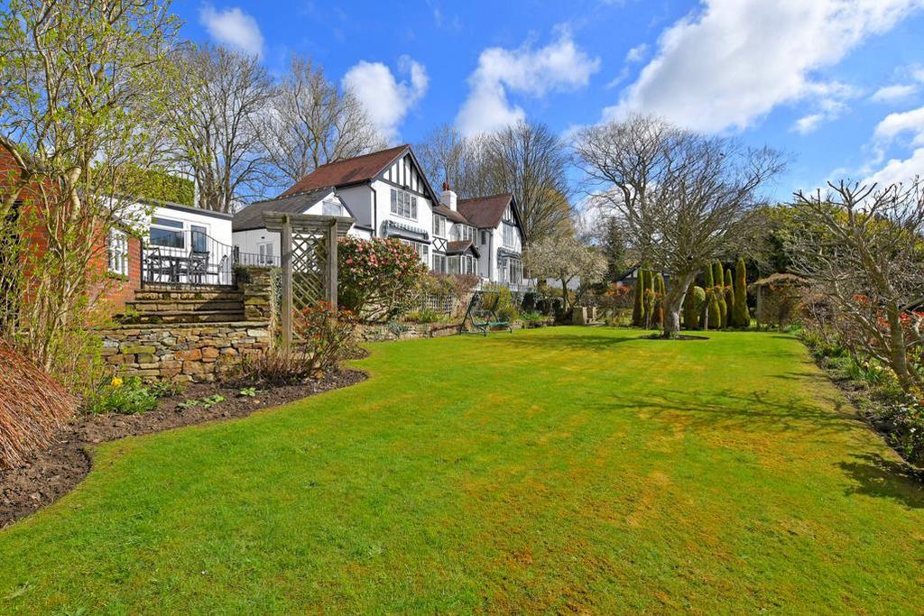 Chapel Lane, Apperknowle, Dronfield 4 bed detached house for sale - £ ...