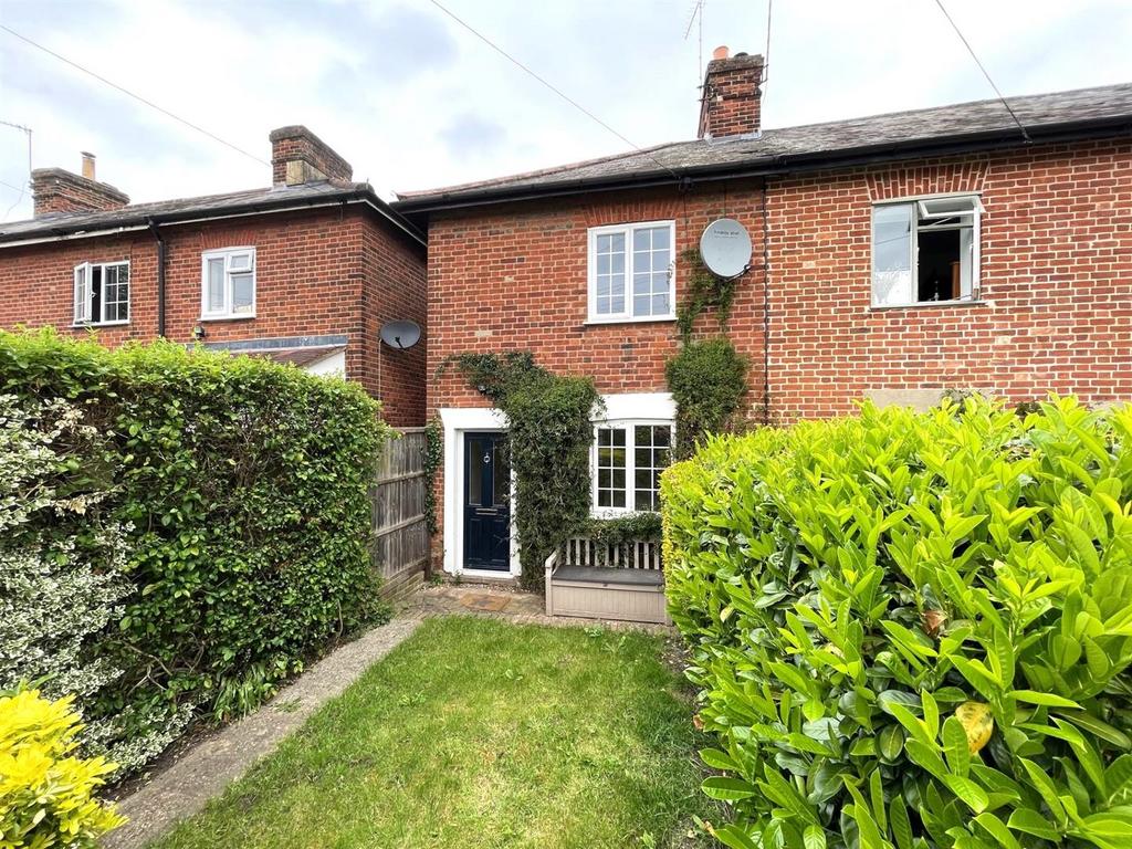 Nursery Road, Bishop's Stortford CM23 2 bed end of terrace house - £350,000