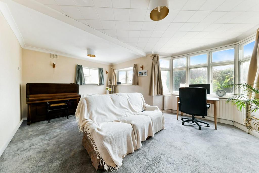 Chadacre Road, Stoneleigh 3 bed semi-detached house for sale - £620,000