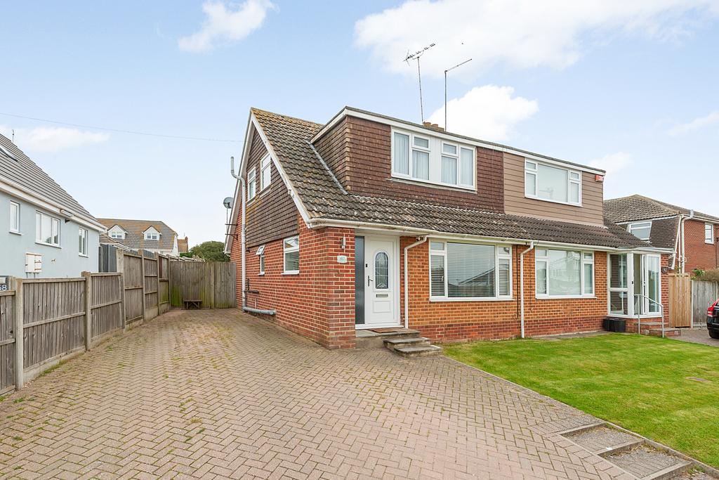 Faversham Road, Whitstable 3 bed semi-detached house - £375,000