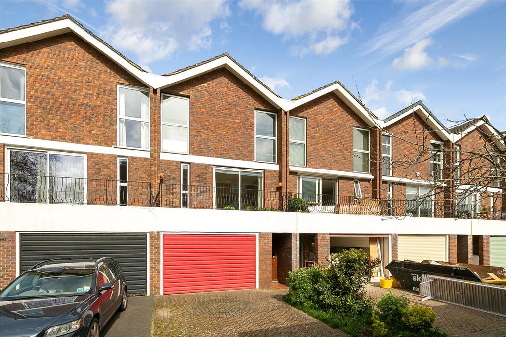 The Avenue, Kew, Surrey, TW9 4 bed house - £1,295,000