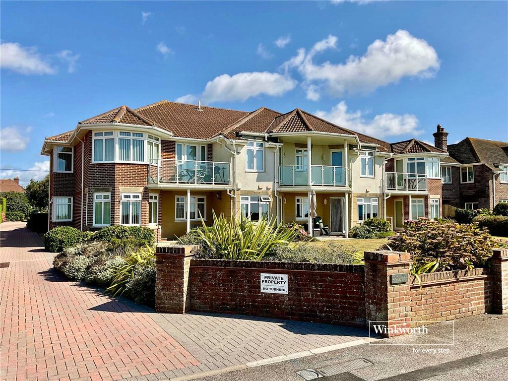 Marine Drive West, Barton on Sea, New... 3 bed apartment for sale - £ ...