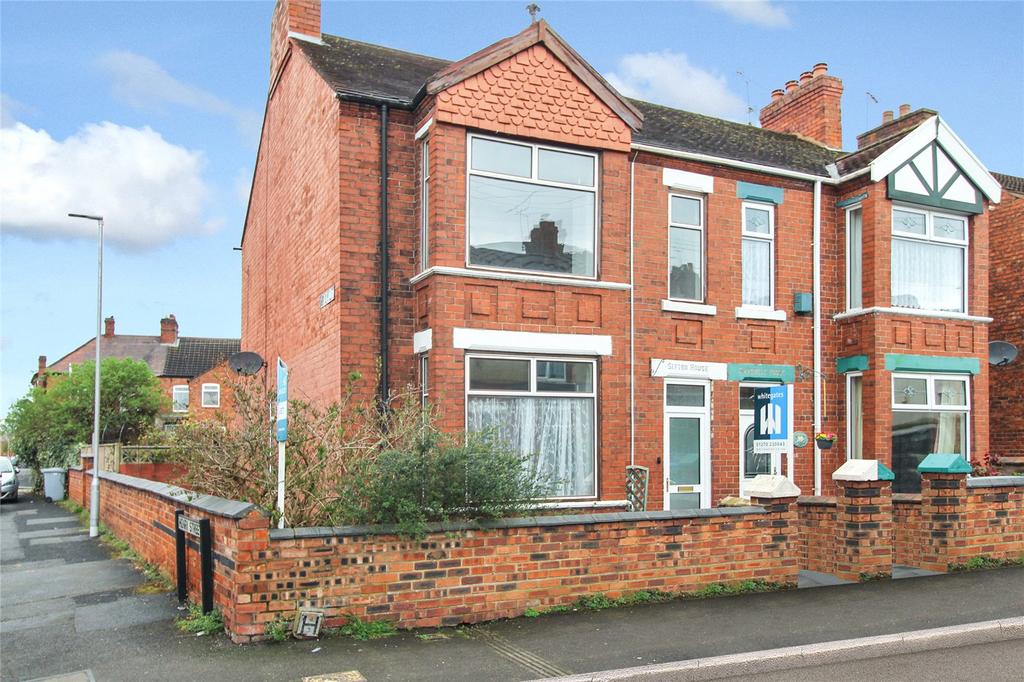 Richmond Road, Crewe, CW1 3 bed end of terrace house - £150,000