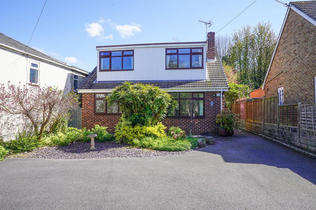 High Street, Killamarsh S21 4 bed detached house - £350,000