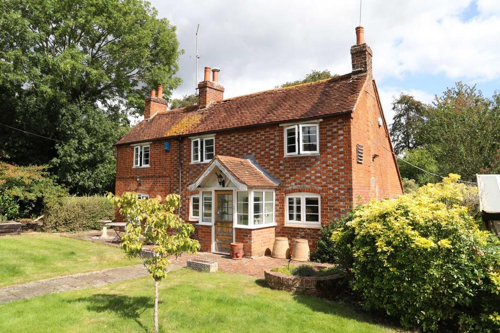 Peppard Road, Reading RG4 4 bed cottage for sale - £650,000