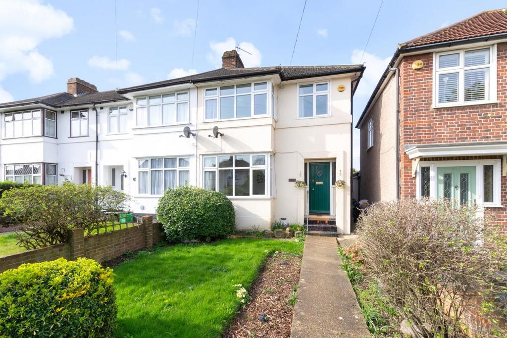 Green Lane, Chislehurst, BR7 6AX 3 bed end of terrace house - £2,150 pcm (£496 pw)